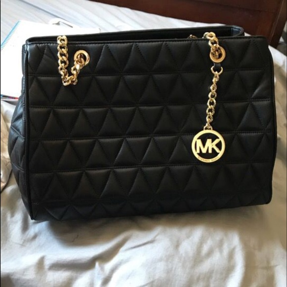 Michael Kors | Bags | Authentic Mk Purse | Poshmark